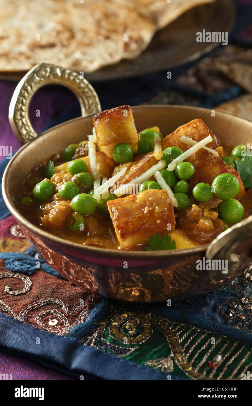 Matar paneer hi-res stock photography and images - Alamy