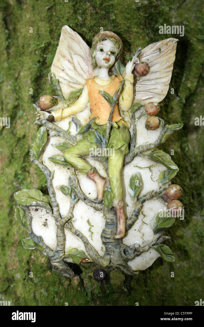 Peter pan story hi-res stock photography and images - Alamy