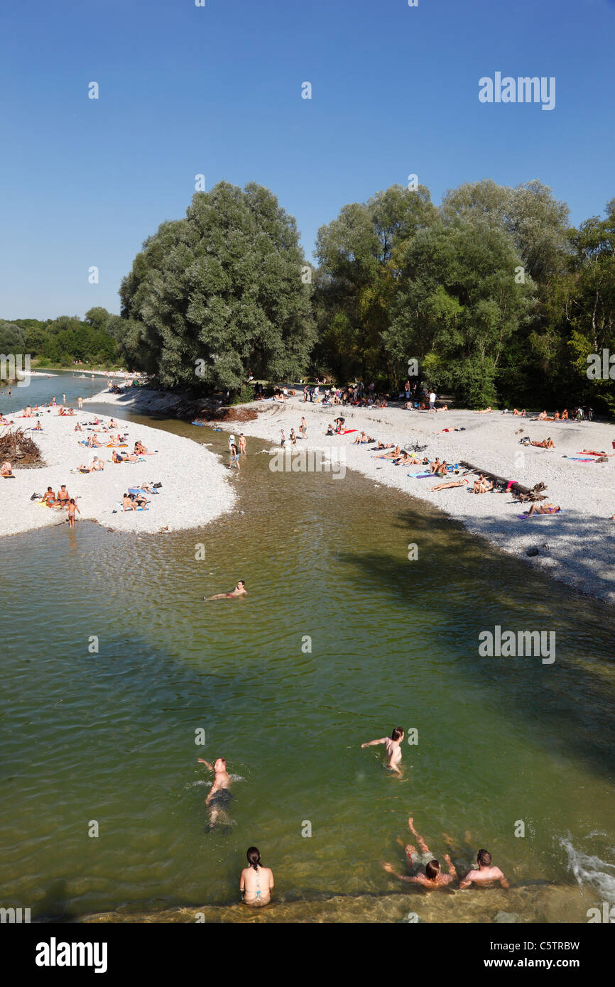 Germany, Bavaria, Upper Bavaria, Munich, Tourist by isar river at ...