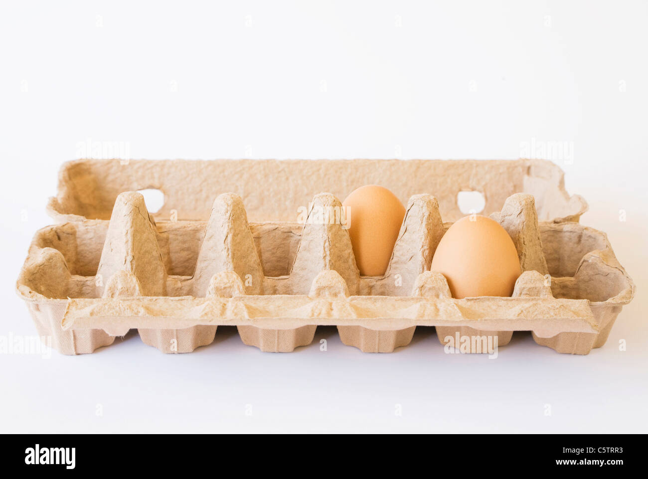 Eggs in box, close-up Stock Photo - Alamy