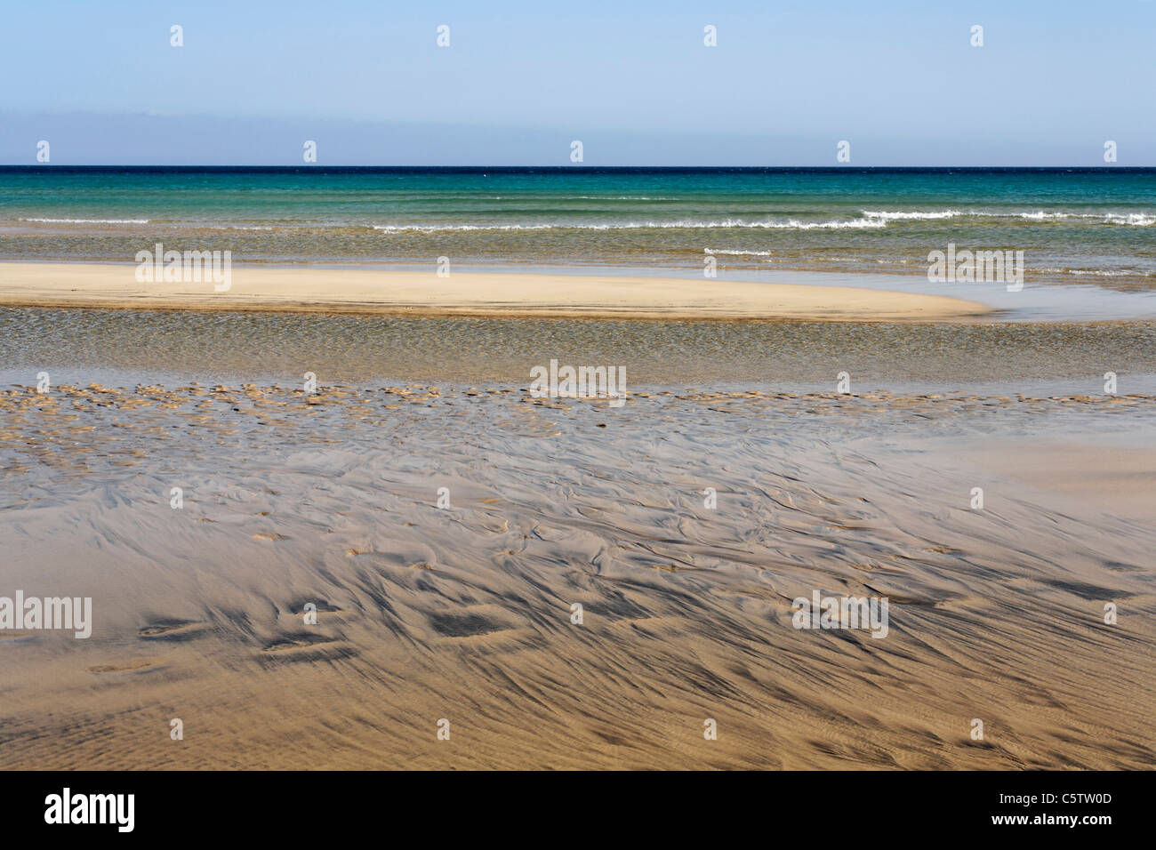 Spain, Canary Islands, Fuerteventura, Jandia, View of sotavento beach ...