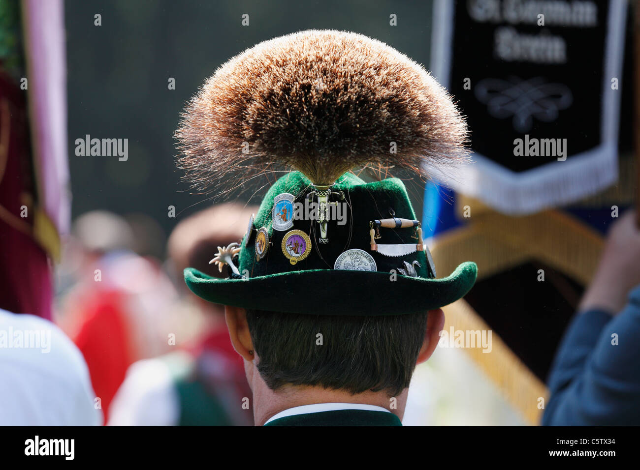 Man wearing traditional german hat hi-res stock photography and images ...