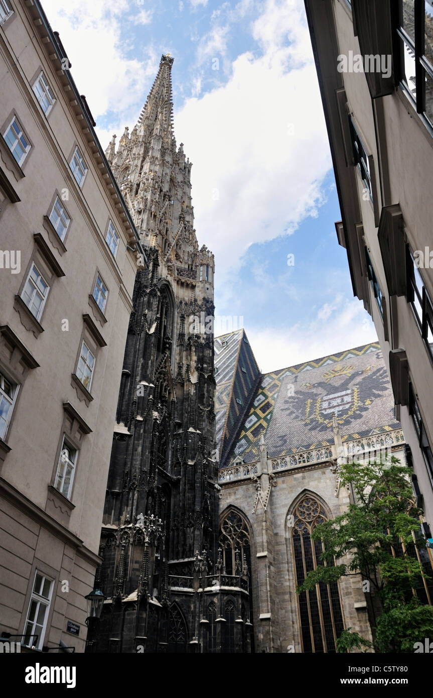 St. stephen's cathedral vienna exterior hi-res stock photography and ...