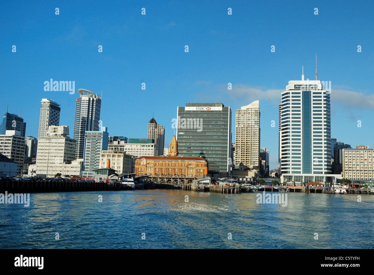 Auckland City, New Zealand and the Harbour Seafront Stock Photo - Alamy