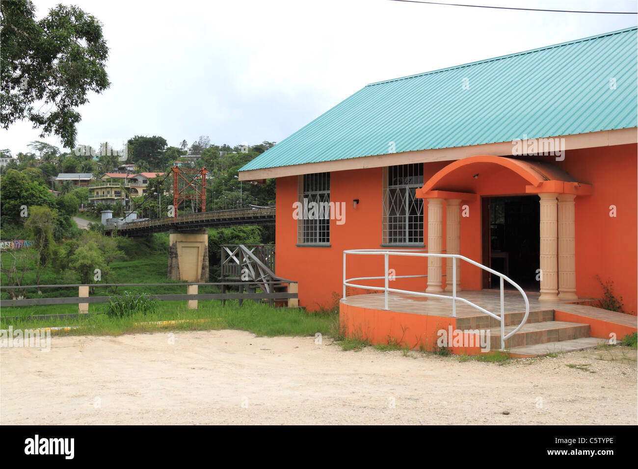 Hawksworth bridge hi-res stock photography and images - Alamy