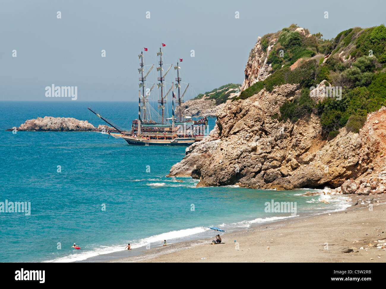 Alanya Boat Town Ship Turkey Port Harbor Beach Sea Stock Photo - Alamy