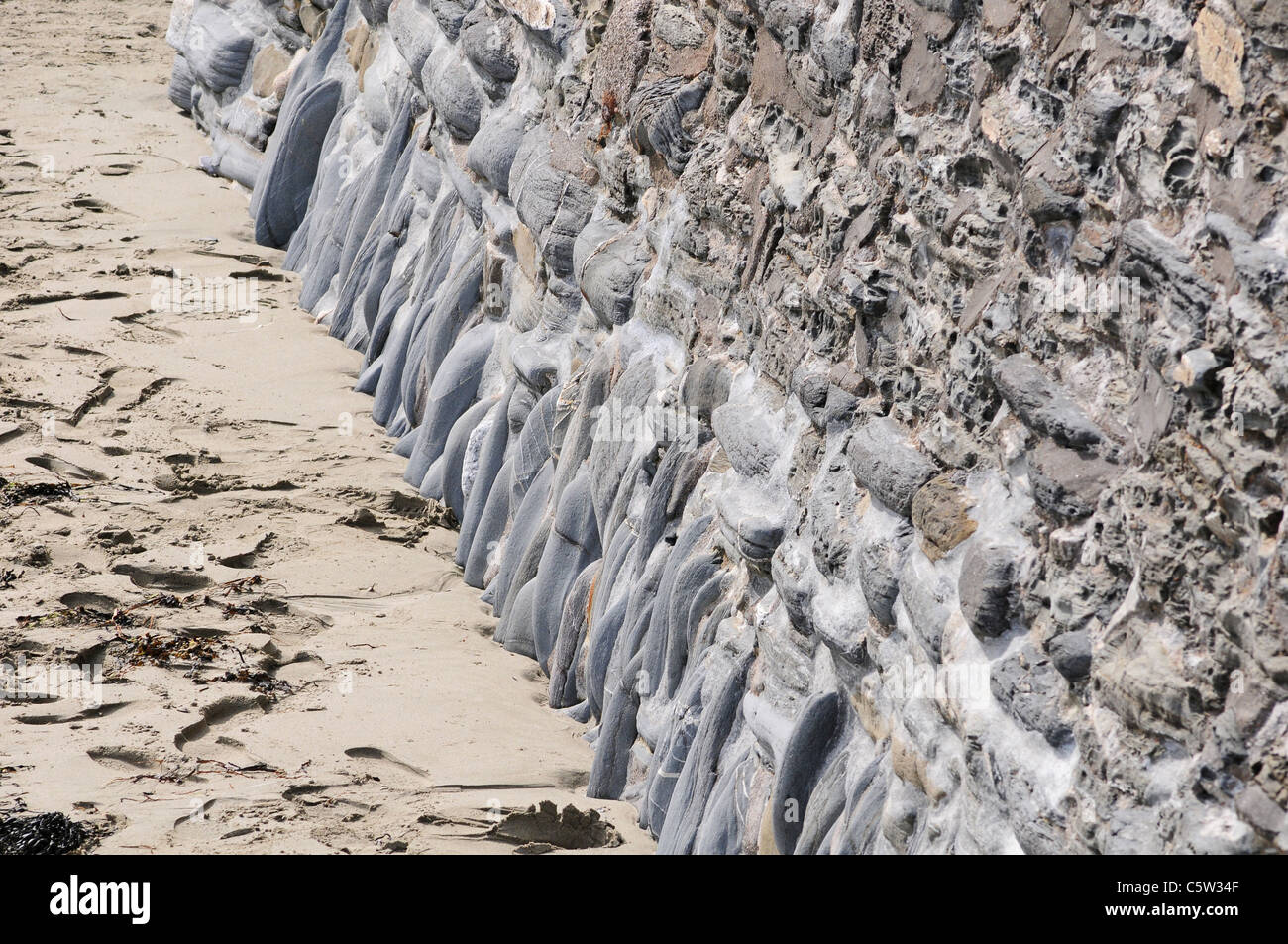 Tide mark hi-res stock photography and images - Alamy