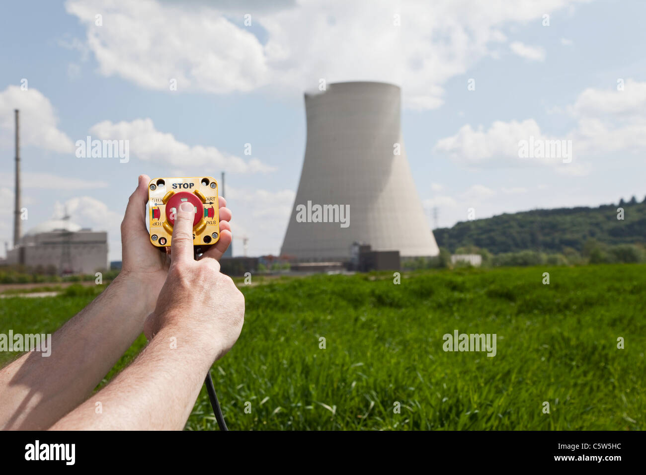 Nuclear button and pressing hi-res stock photography and images - Alamy