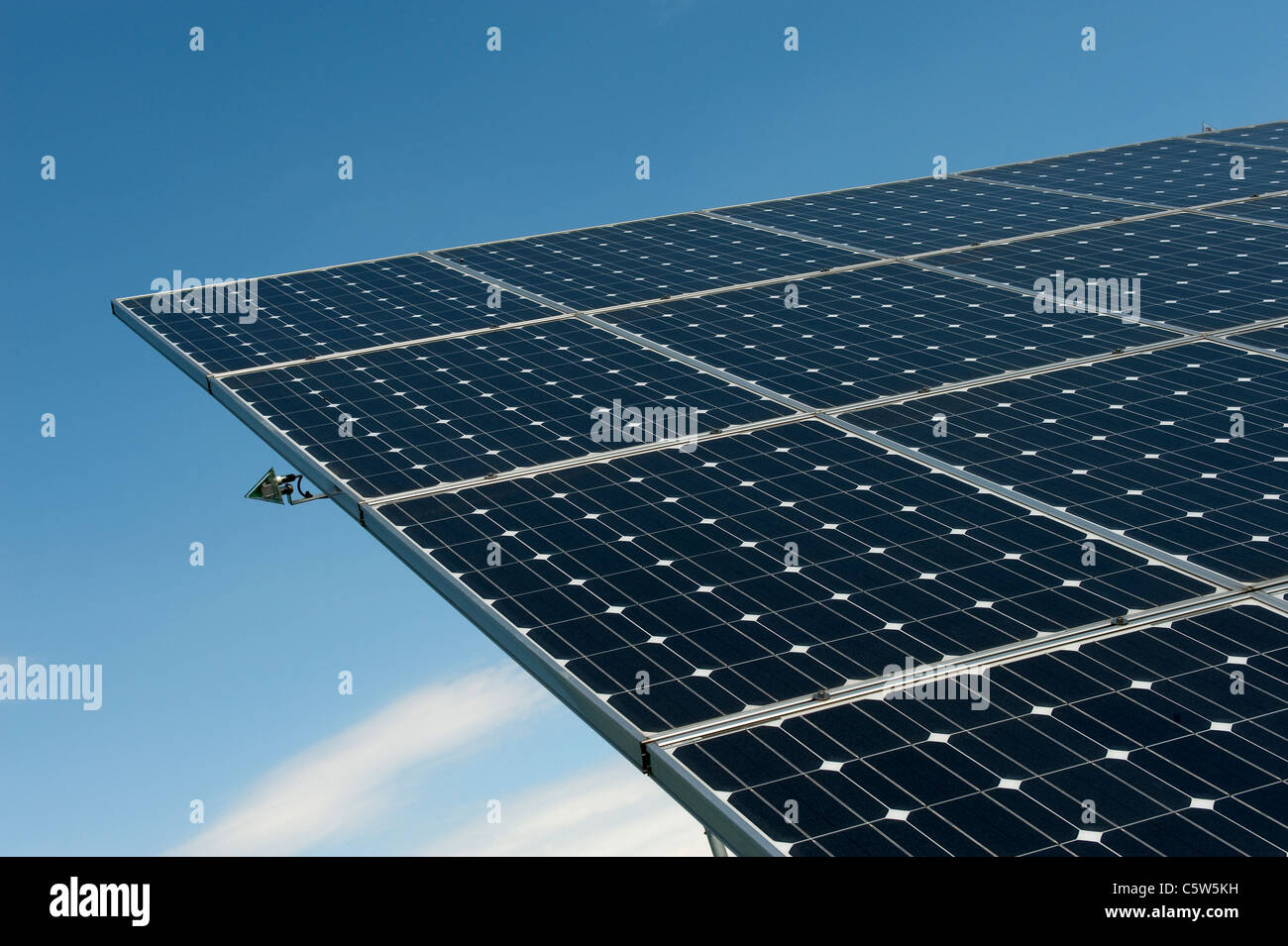 Solar tracker hi-res stock photography and images - Alamy