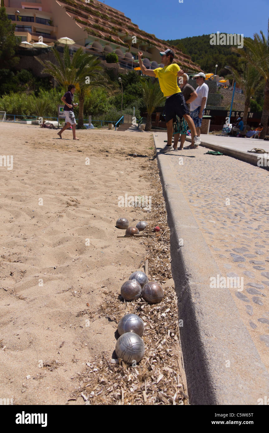 Petanque beach hi-res stock photography and images - Alamy