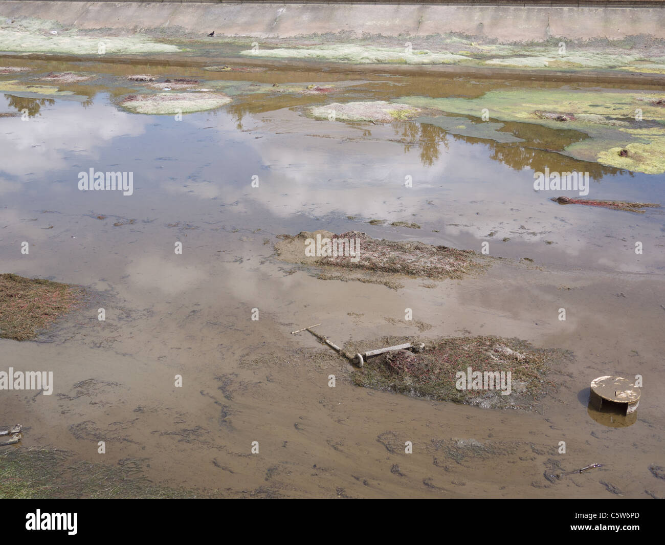 Exwick flood relief channel hi-res stock photography and images - Alamy