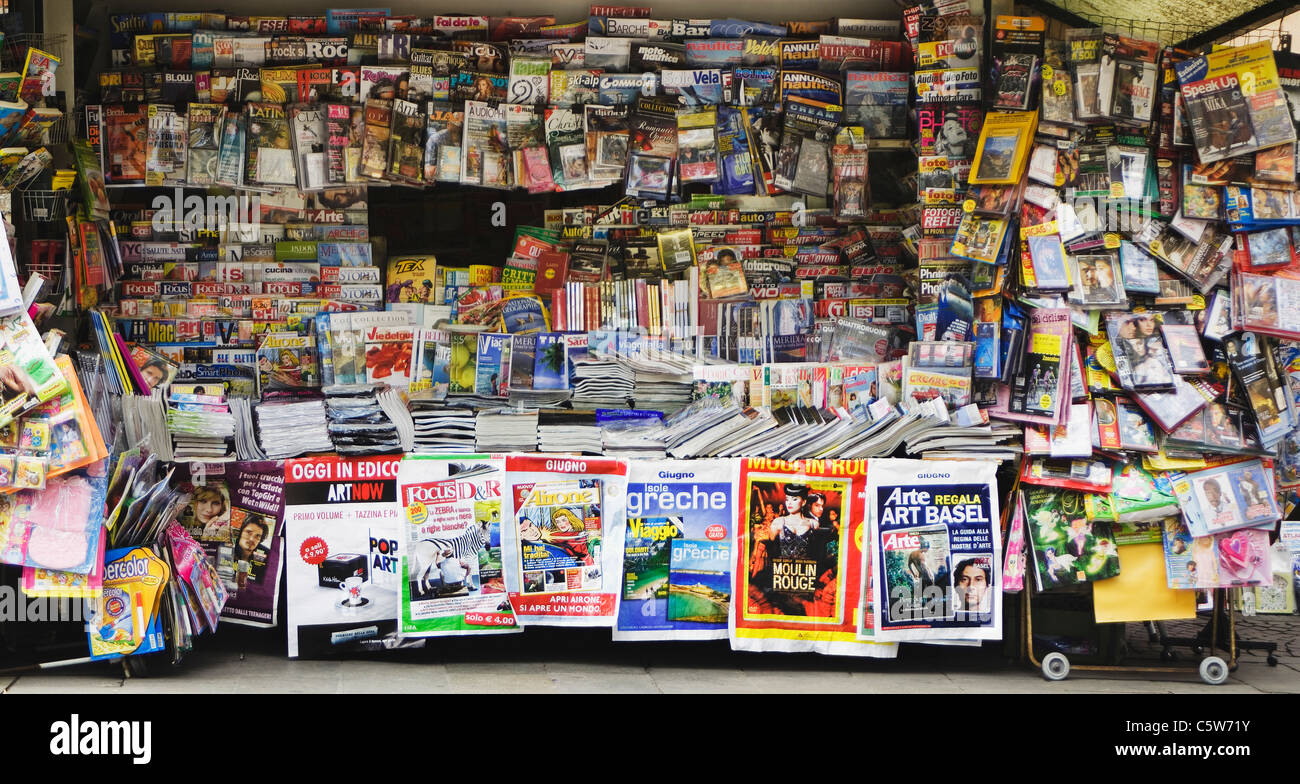 Italy, Padua, Bookstall, Variety of magazines Stock Photo - Alamy