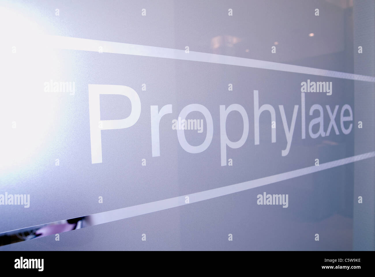 Dentist label hi-res stock photography and images - Alamy