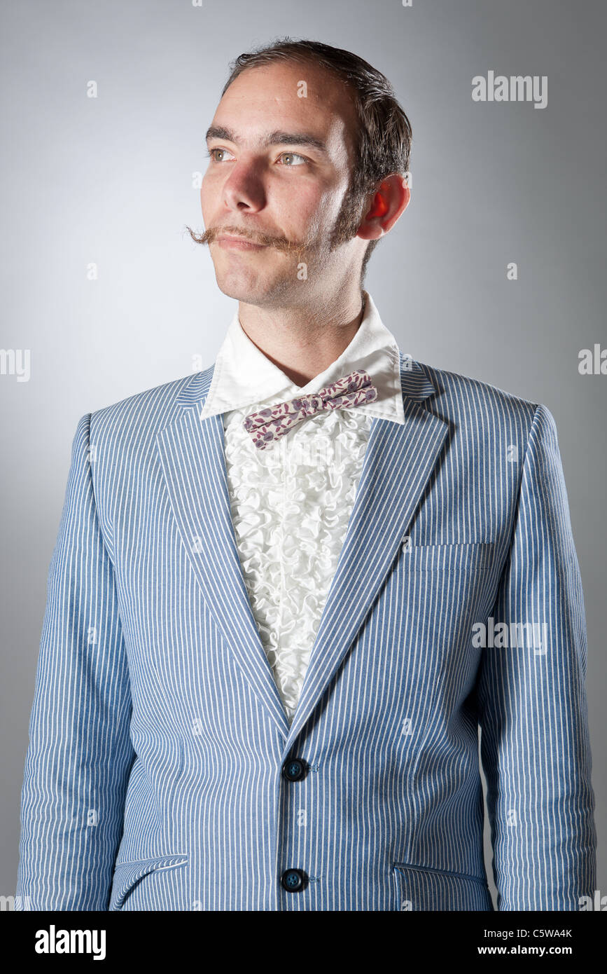 Portrait of a guy staring into the distance Stock Photo - Alamy