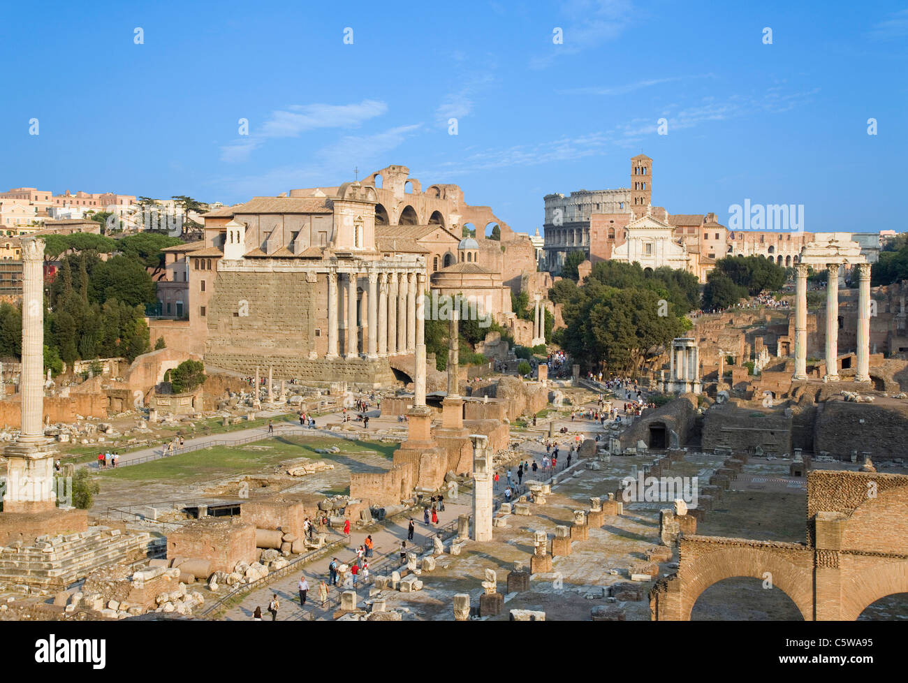 Italy, Rome, Roman Forum and tourists Stock Photo - Alamy