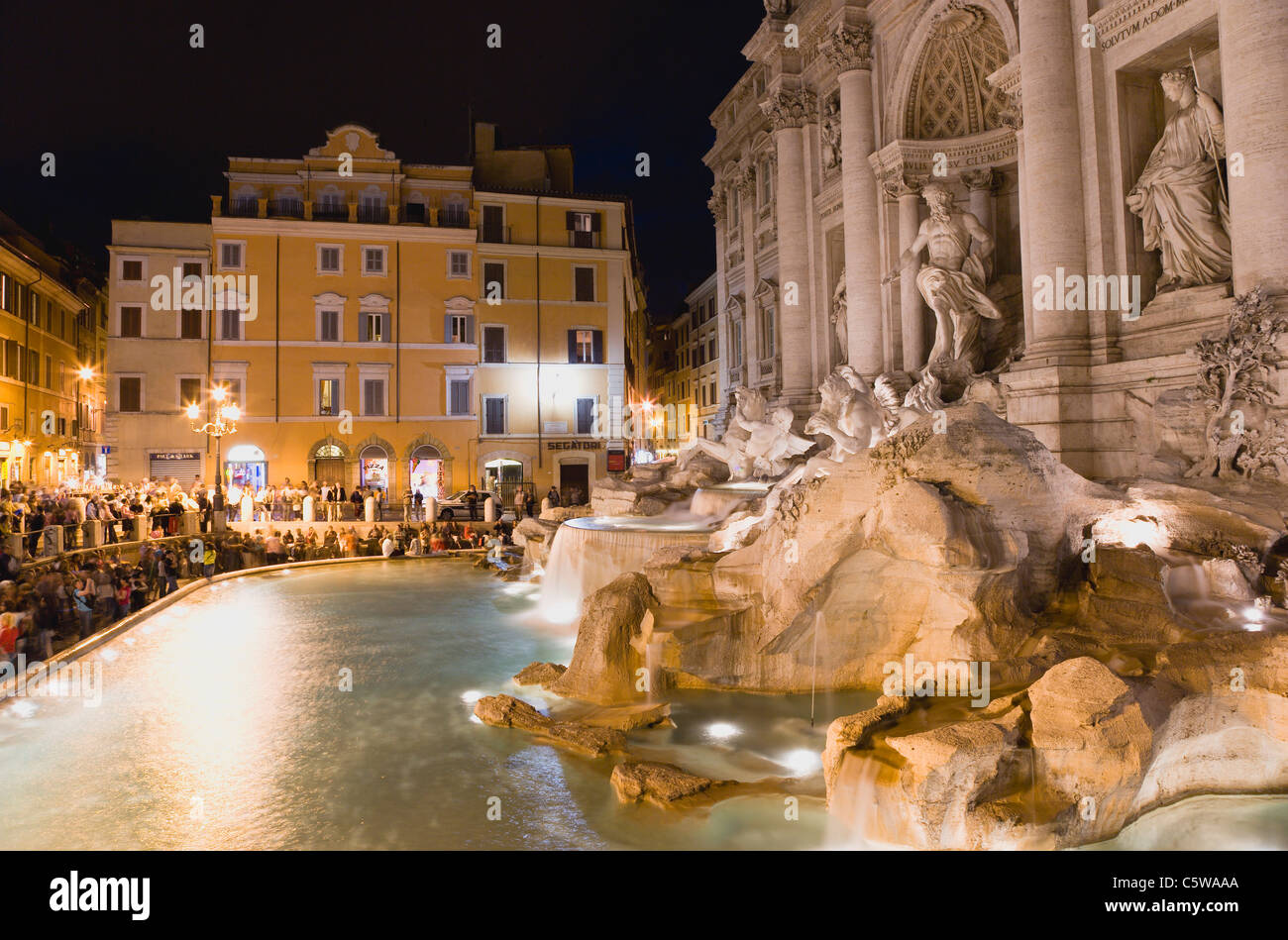 Trevi fountain background hi-res stock photography and images - Alamy