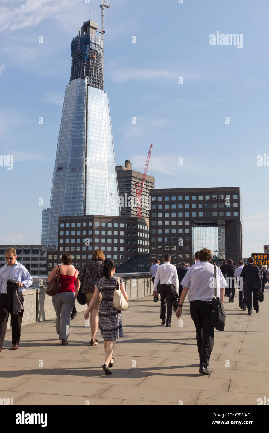 London shard offices hi-res stock photography and images - Alamy