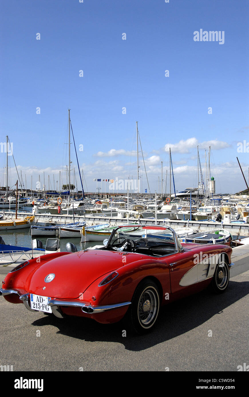 Old Corvette High Resolution Stock Photography and Images - Alamy