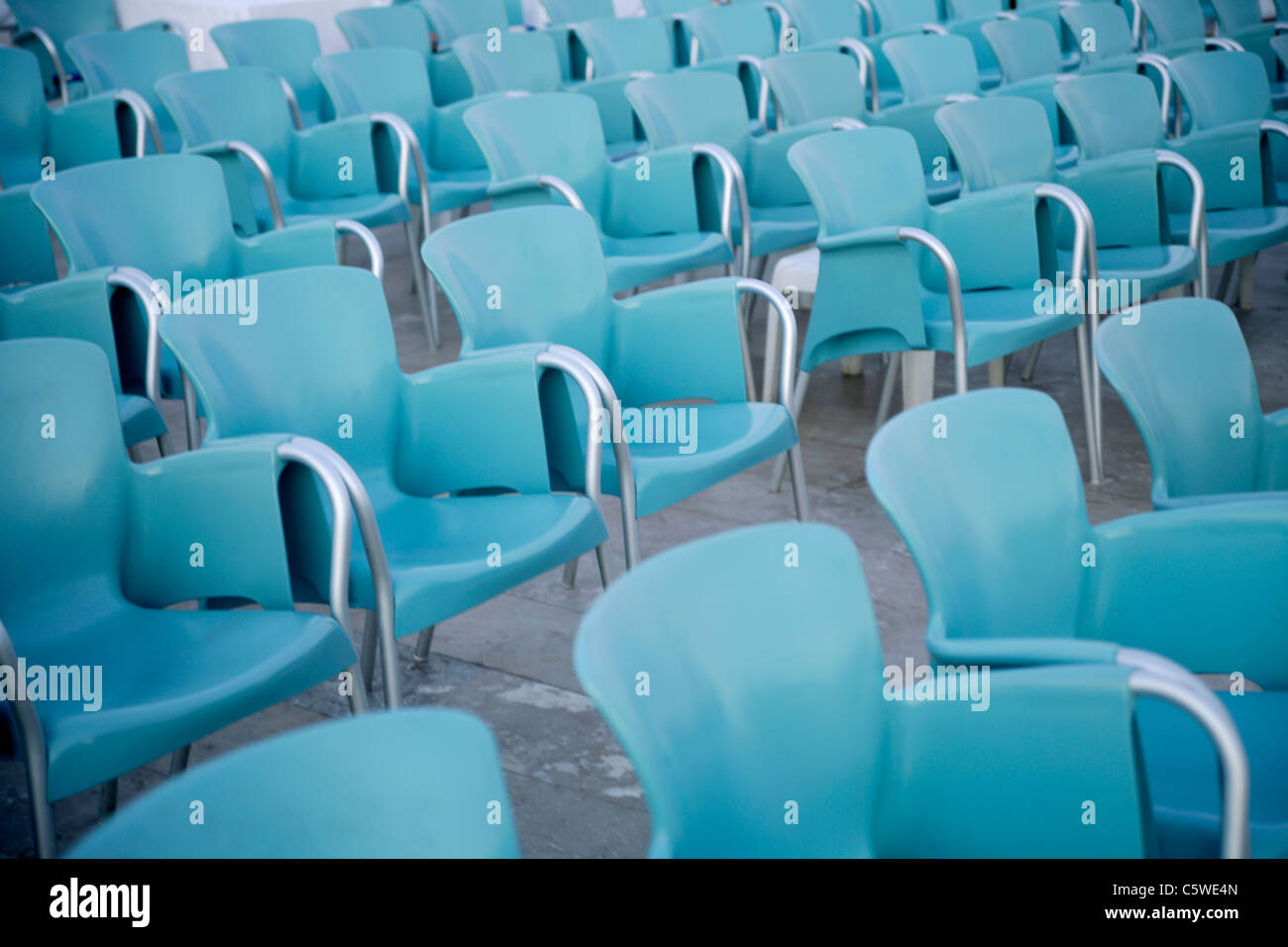 Rows of chairs Stock Photo - Alamy