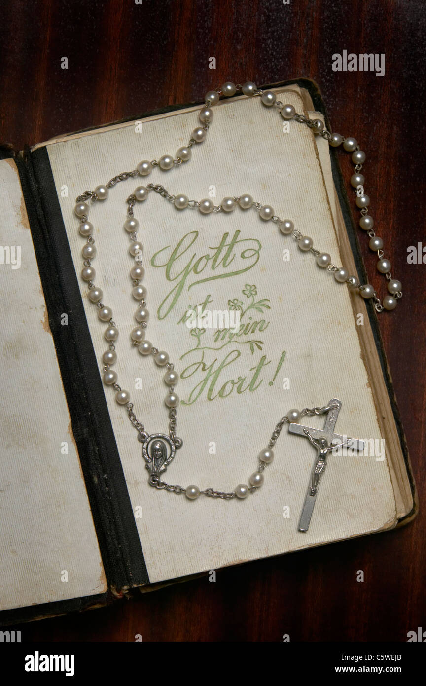 Prayer book hi-res stock photography and images - Alamy