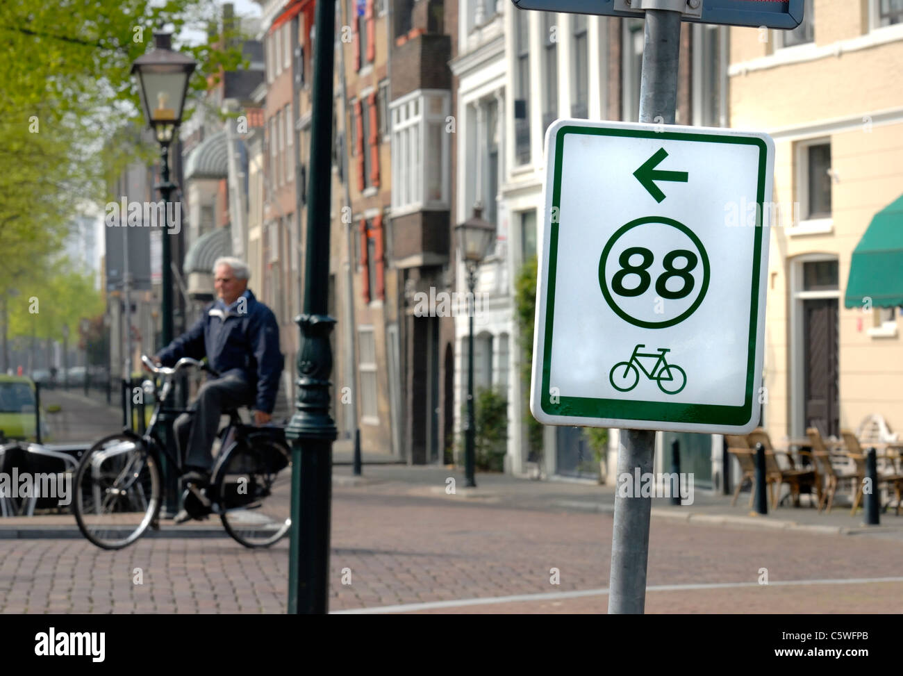 Dordrecht, Netherlands. Cycle route sign Stock Photo - Alamy