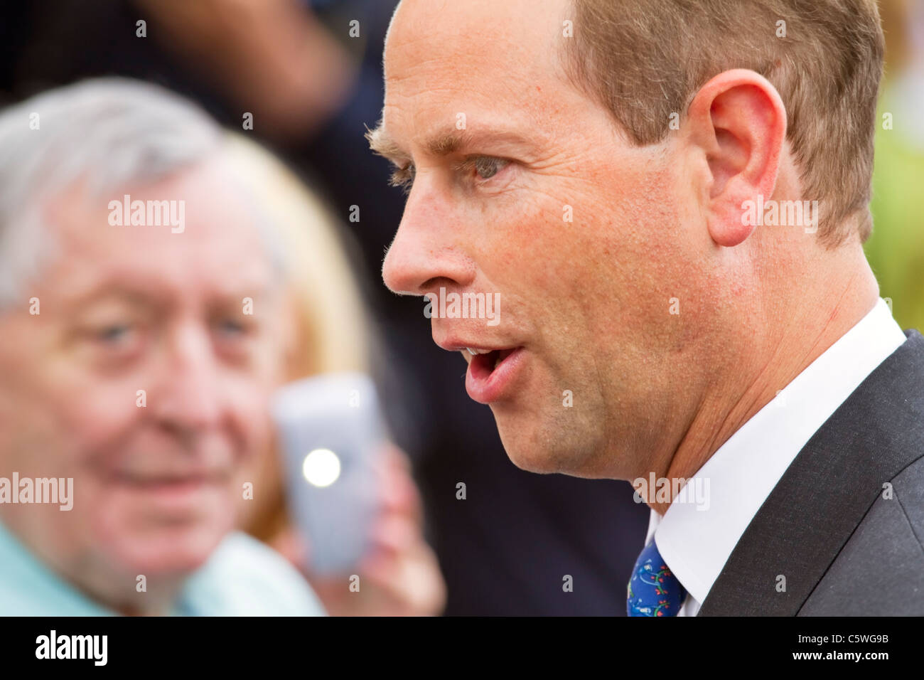 Prince edward earl of wessex hi-res stock photography and images - Alamy