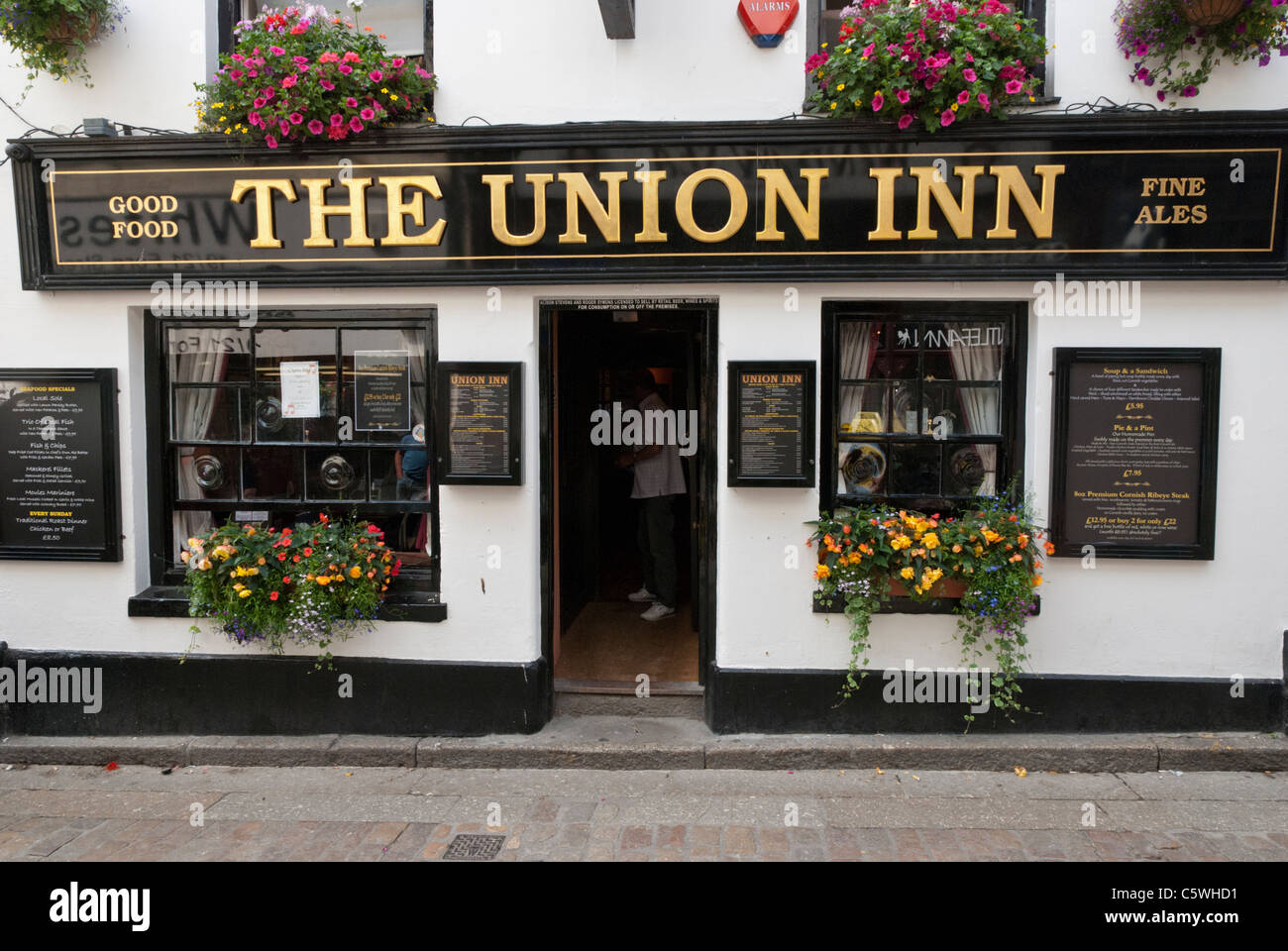 Pub union inn hi-res stock photography and images - Alamy