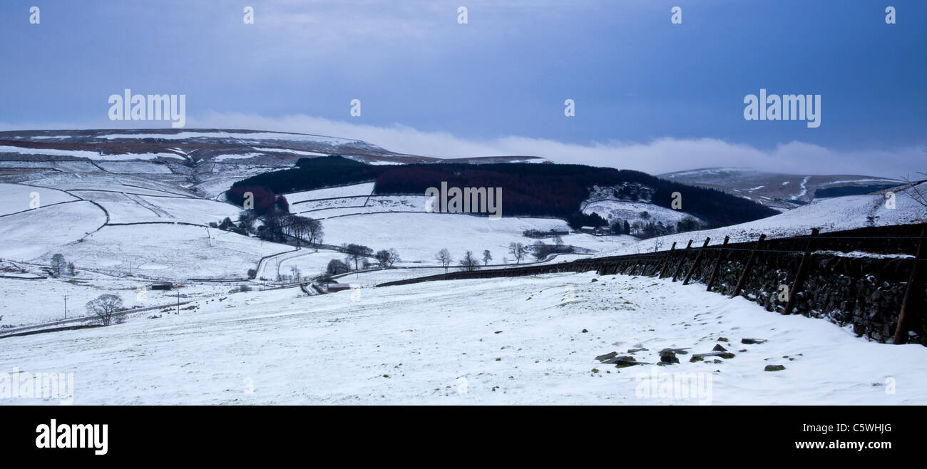Snow Covered Hills in Cheshire Stock Photo - Alamy