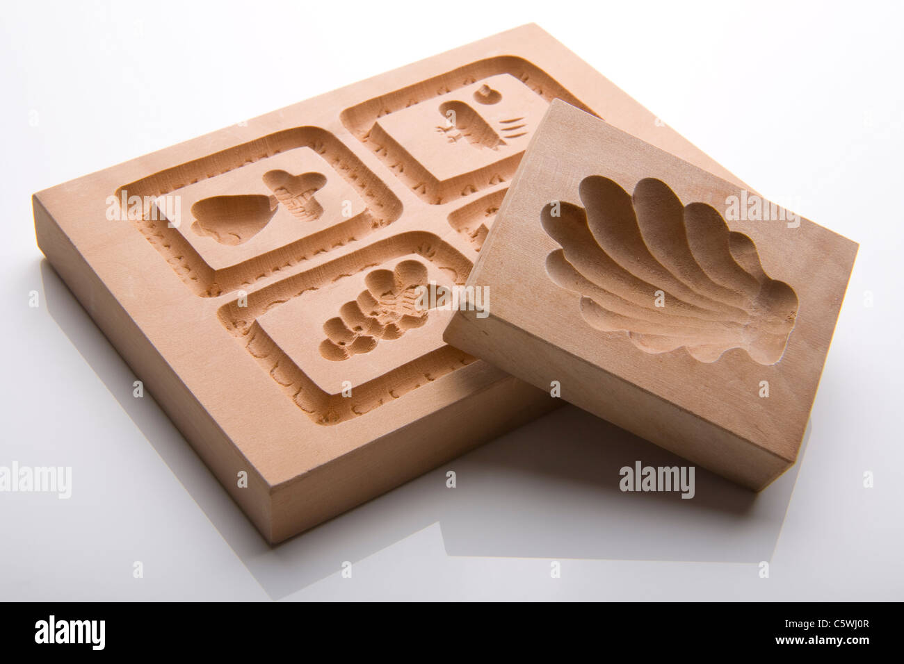 Molds hi-res stock photography and images - Alamy
