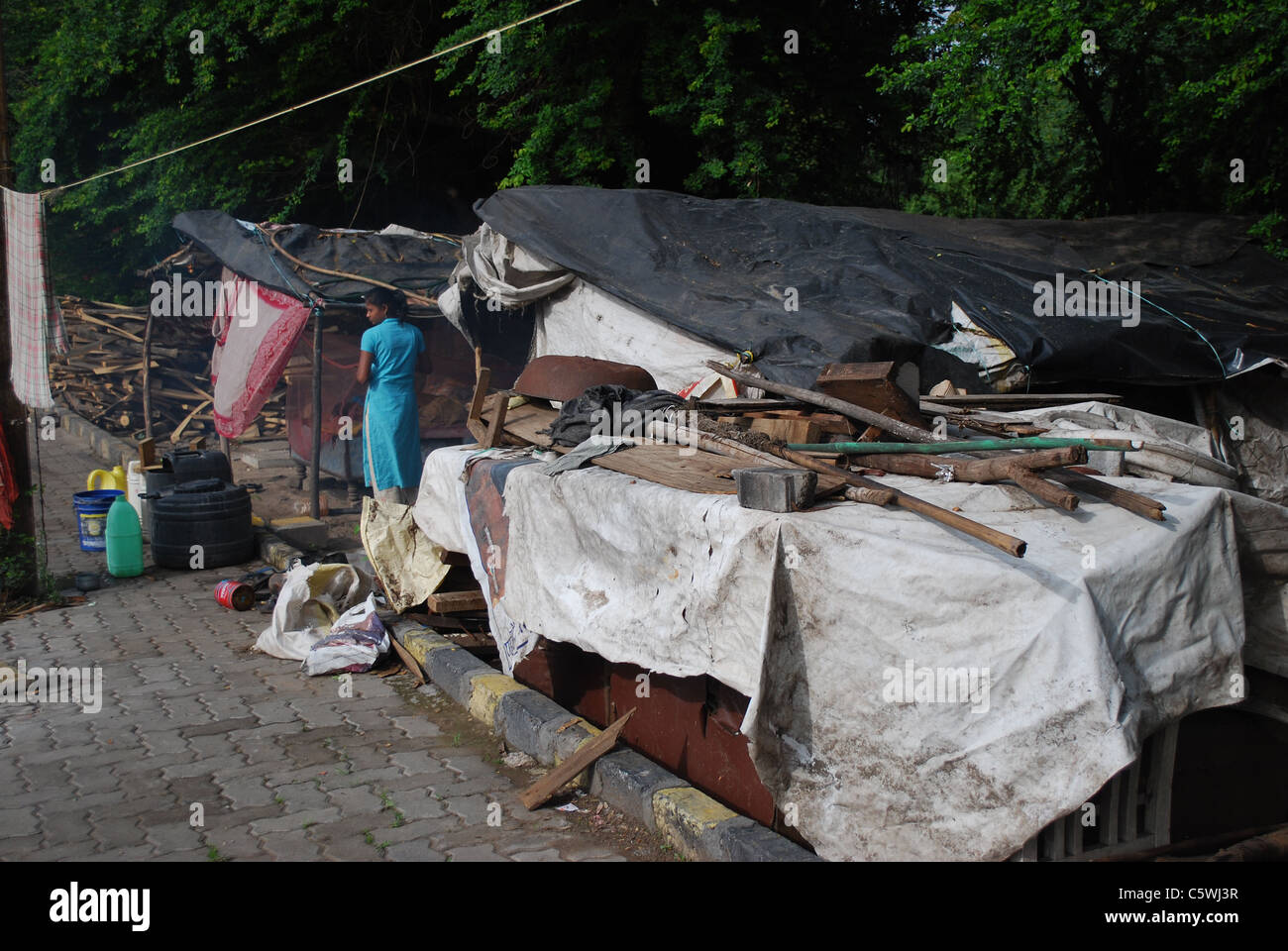 road side hut Stock Photo - Alamy