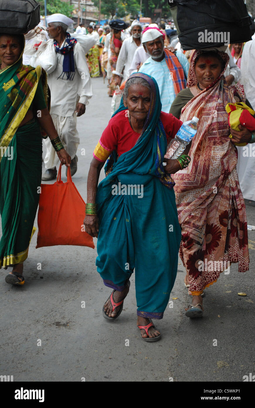saint tukaram and saint dnyshwar palkhi festival Stock Photo - Alamy