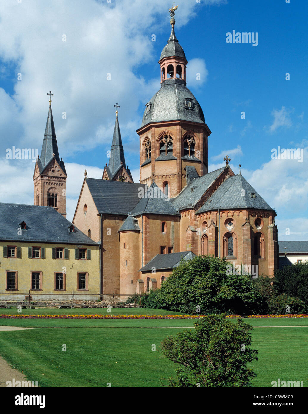 Einhard basilica hi-res stock photography and images - Alamy