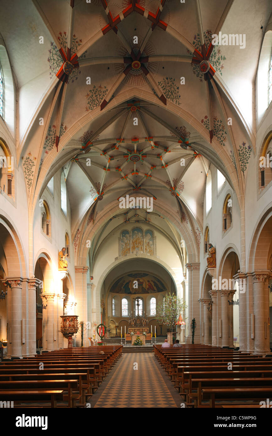 Innenansicht der Basilika Sankt Kastor in Koblenz, Rheinland-Pfalz ...