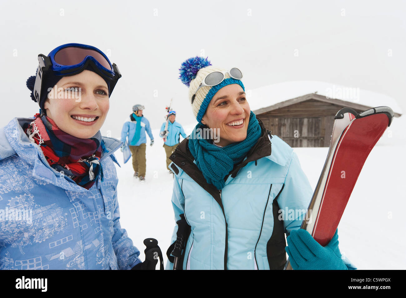 Group people winter clothes hi-res stock photography and images - Alamy
