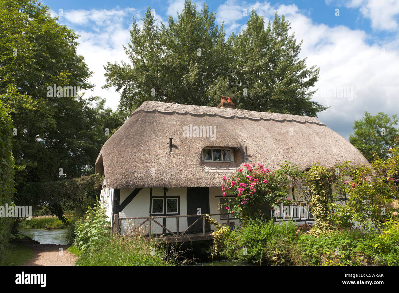 Old alresford hi-res stock photography and images - Alamy
