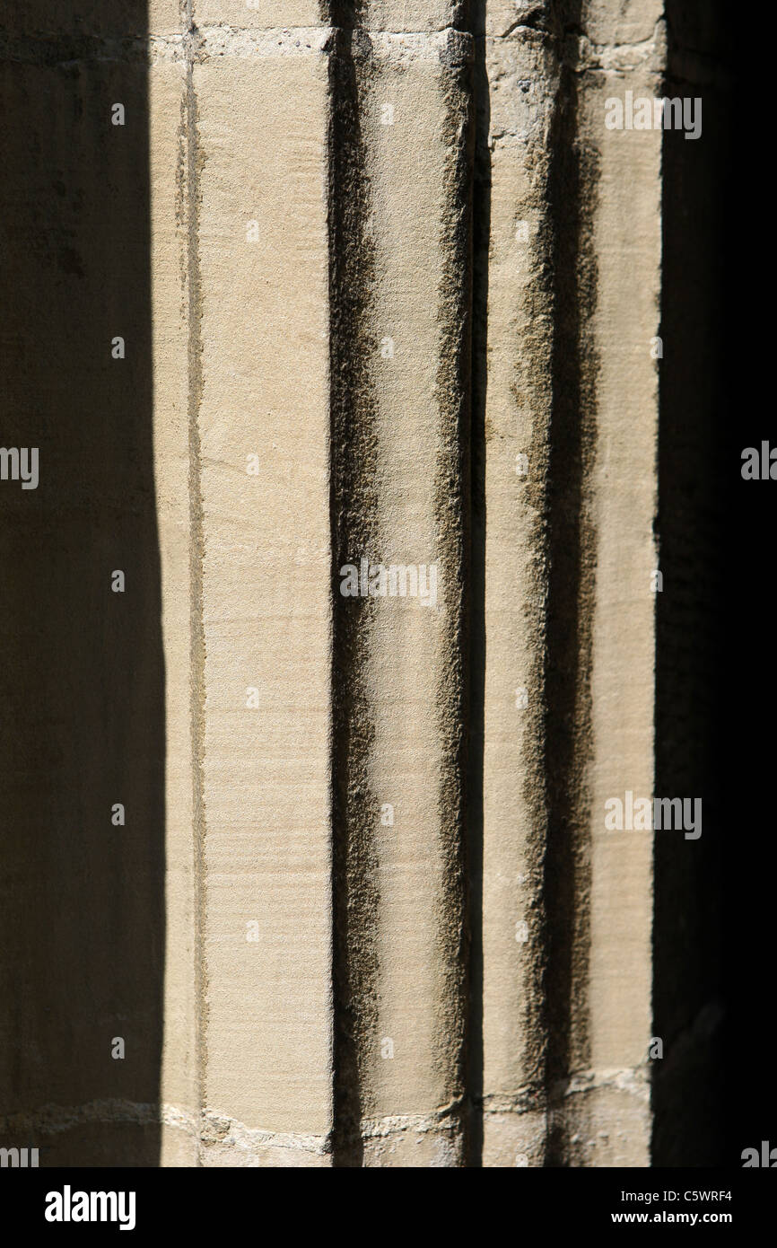 Vertical stone pillar hi-res stock photography and images - Alamy