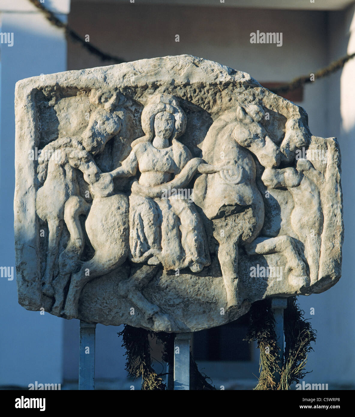 Weihebild der roemischen Pferdegoettin Epona im Archaeologischen Park ...