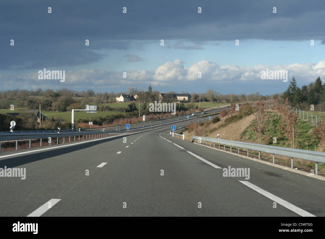 Two lane road with cars hi-res stock photography and images - Alamy