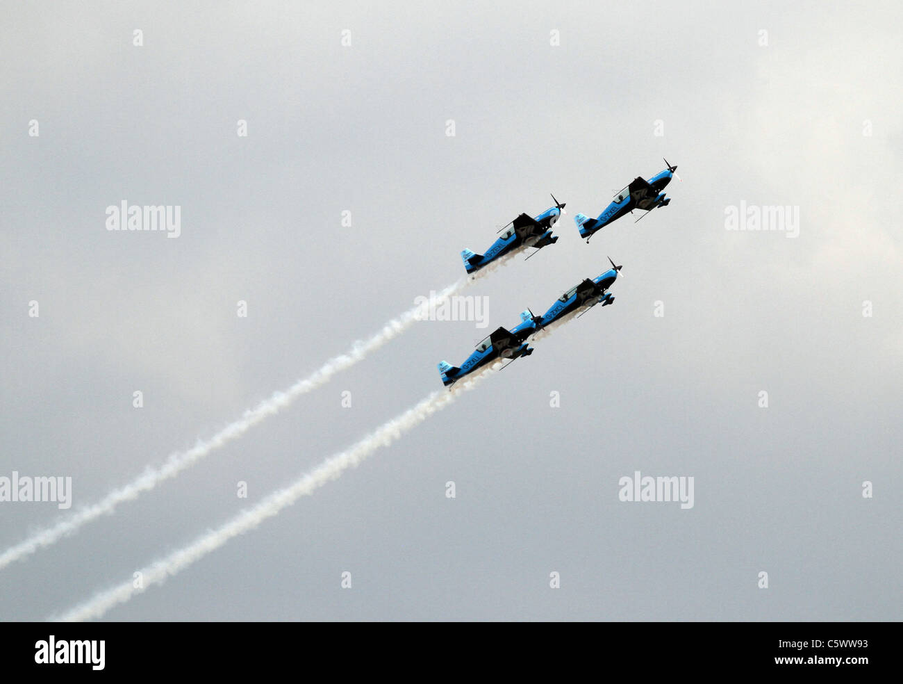 Aerobatics planes hi-res stock photography and images - Alamy