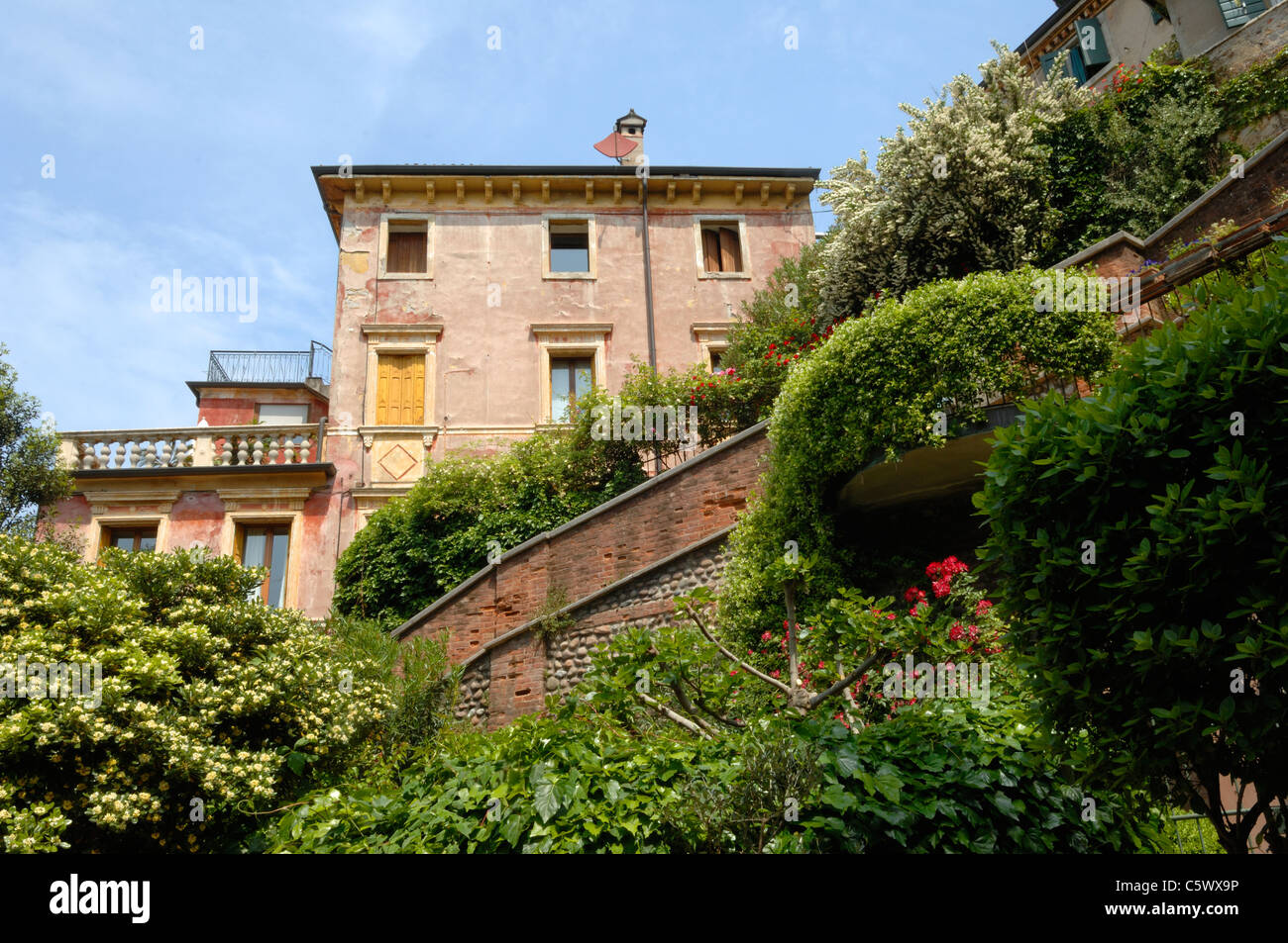 Villa castel hi-res stock photography and images - Alamy