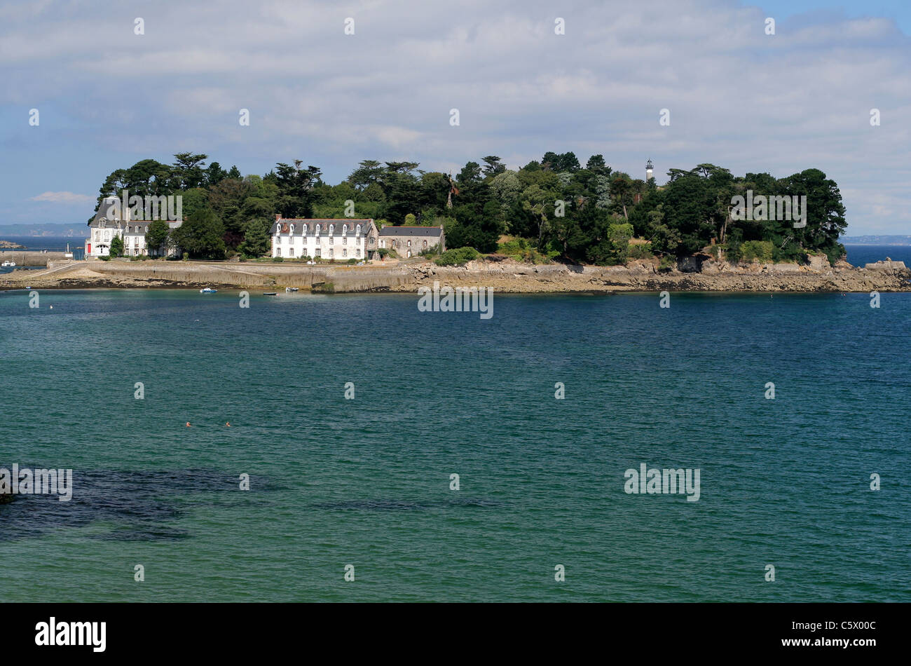 Tristan island, bay of Douarnenez (Finistère, Brittany, France Stock ...