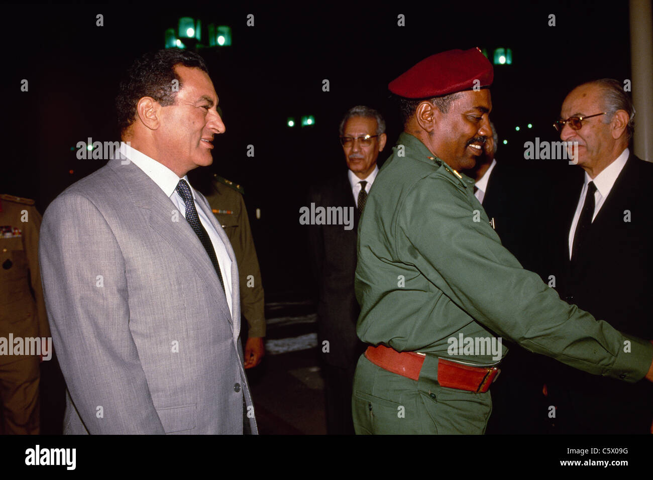 Sudanese President Omar El Bashir on a state visit to Egypt for talks ...