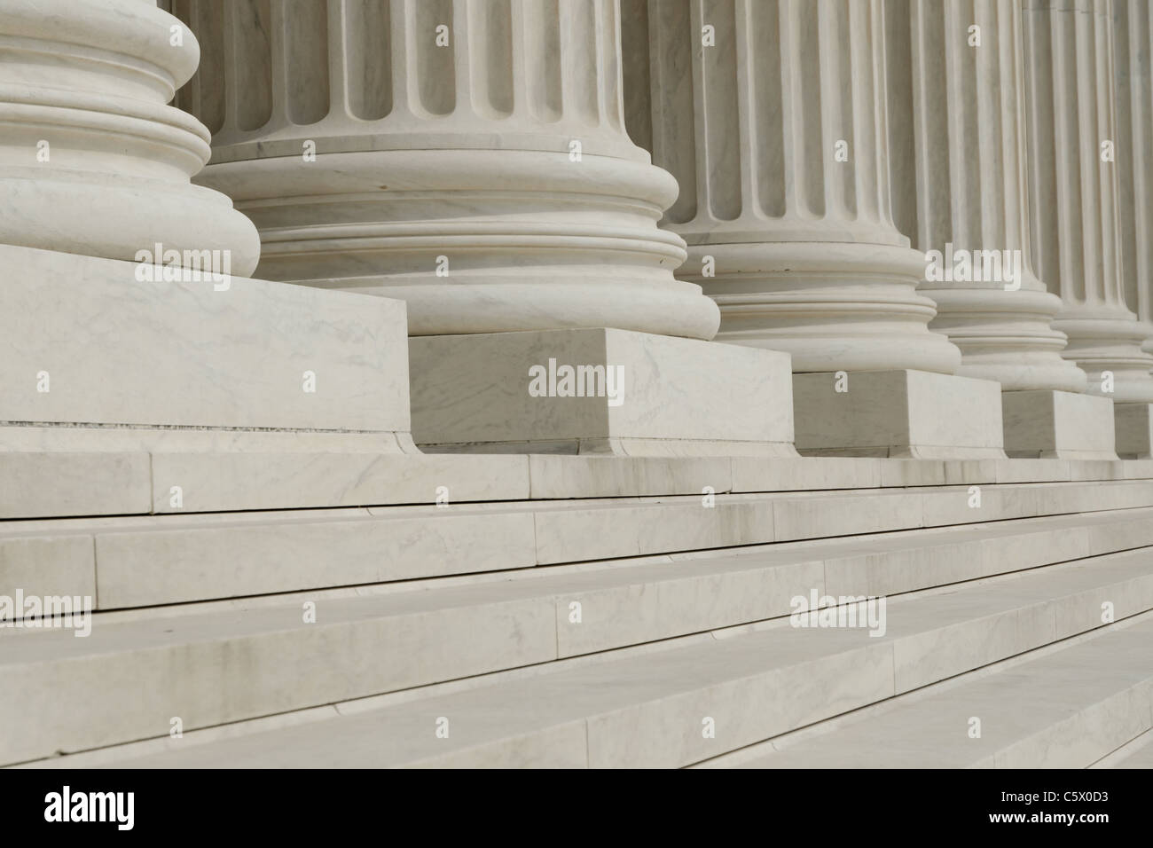 Classical columns facade hi-res stock photography and images - Alamy
