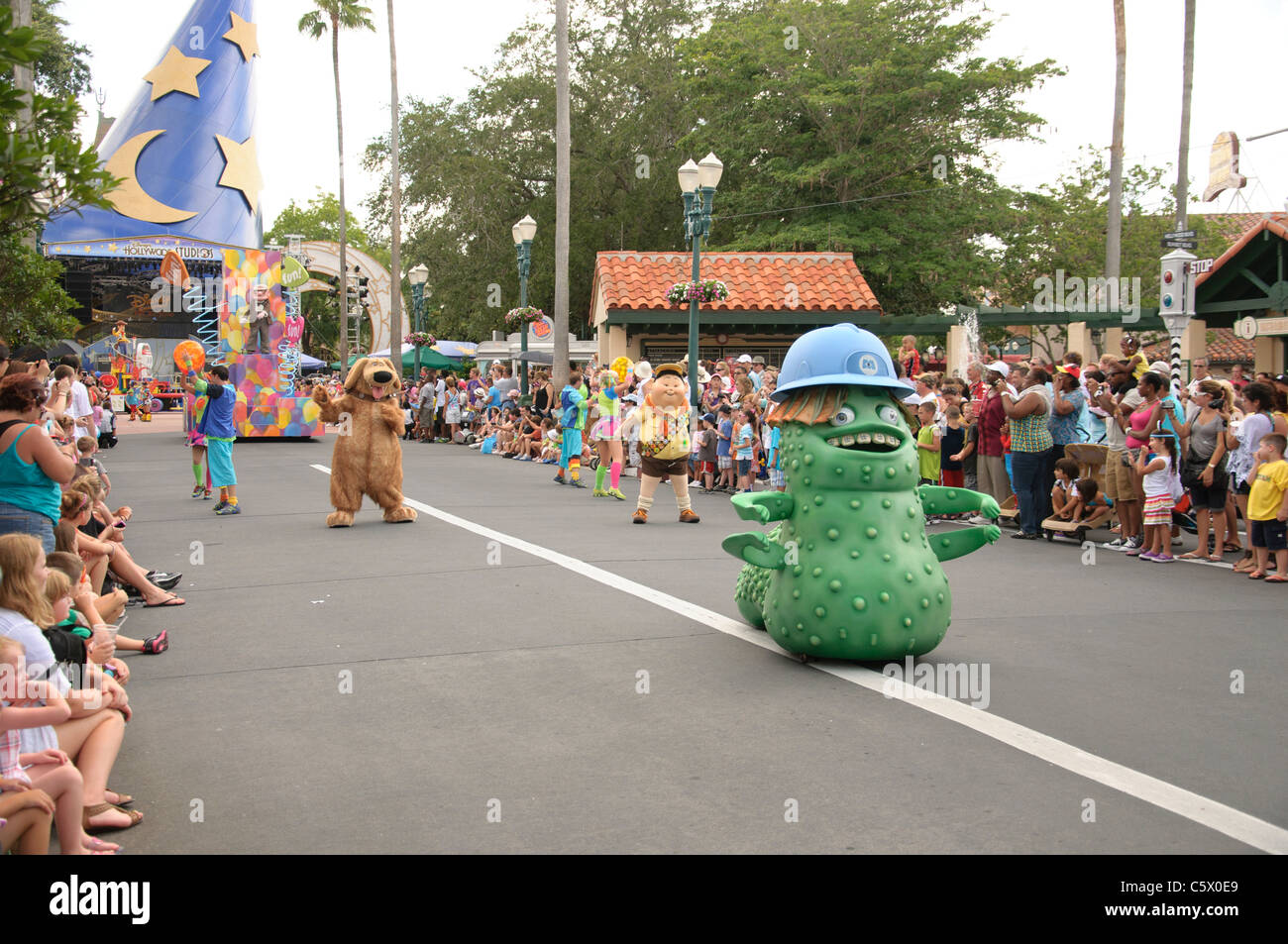 Monsters inc pixar hi-res stock photography and images - Alamy