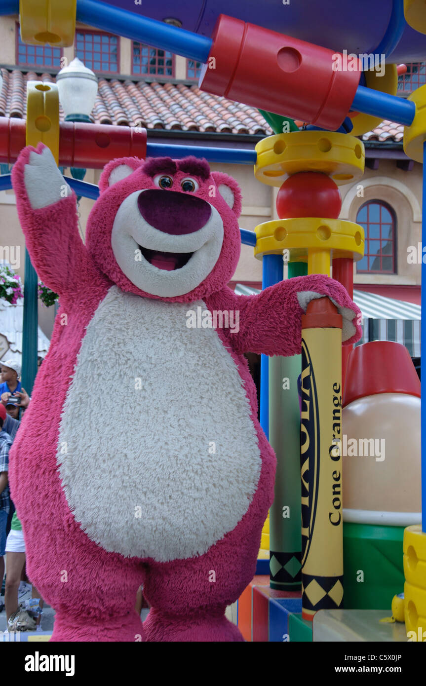Lots-o’-Huggin’ bear in the disney's countdown to fun parade in walt ...