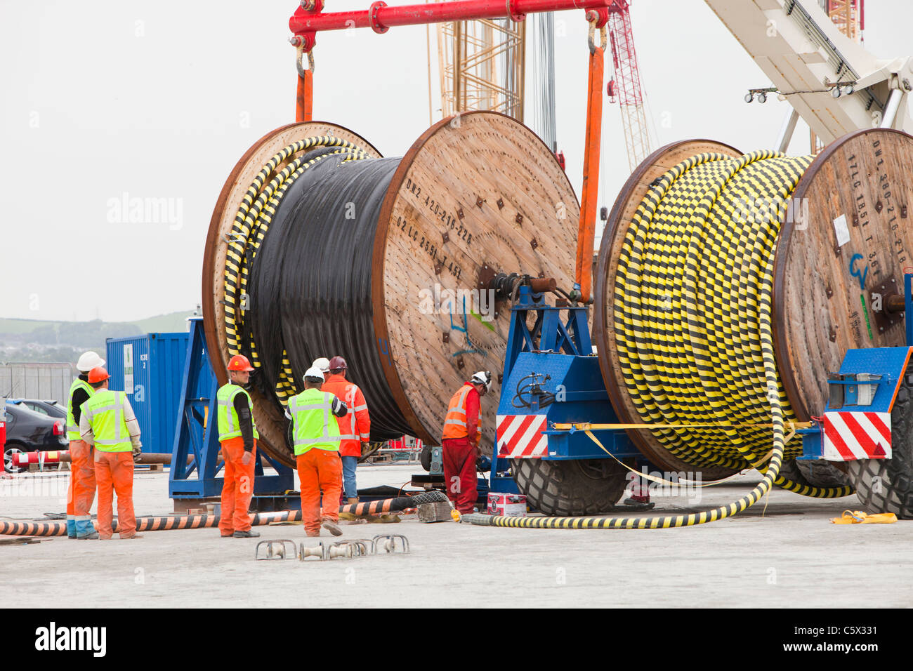 Offshore electric cabling for the Walney Offshore windfarm project ...