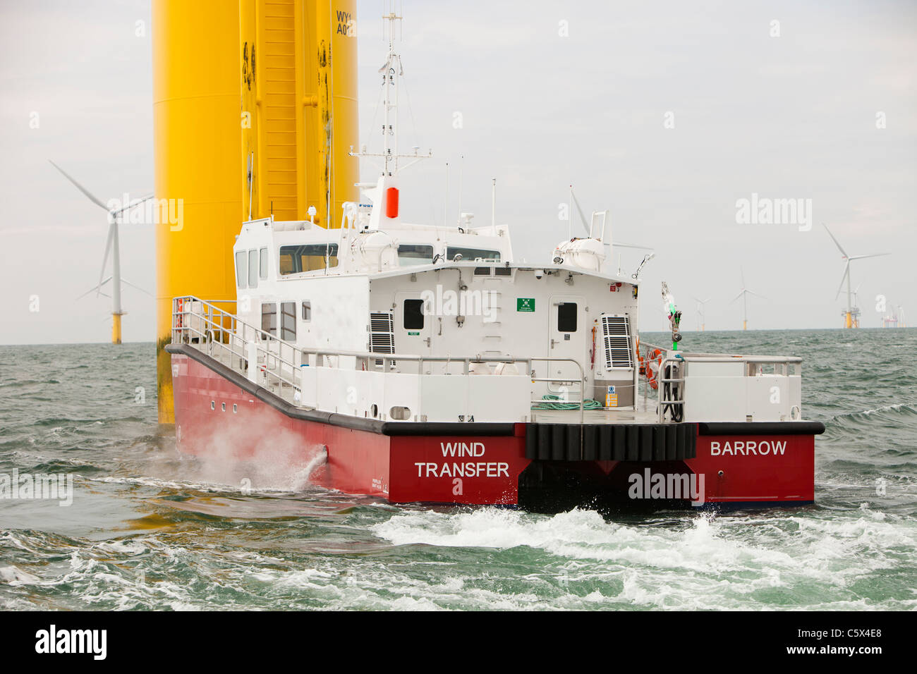 Offshore wind farm uk boat hi-res stock photography and images - Alamy