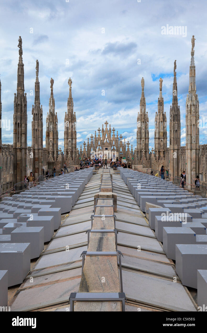 Duomo milan cathedral hi-res stock photography and images - Alamy