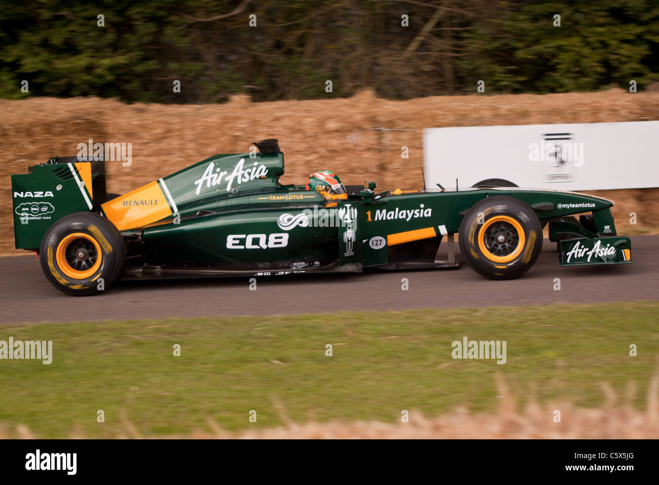 Renault rs27 v8 hi-res stock photography and images - Alamy