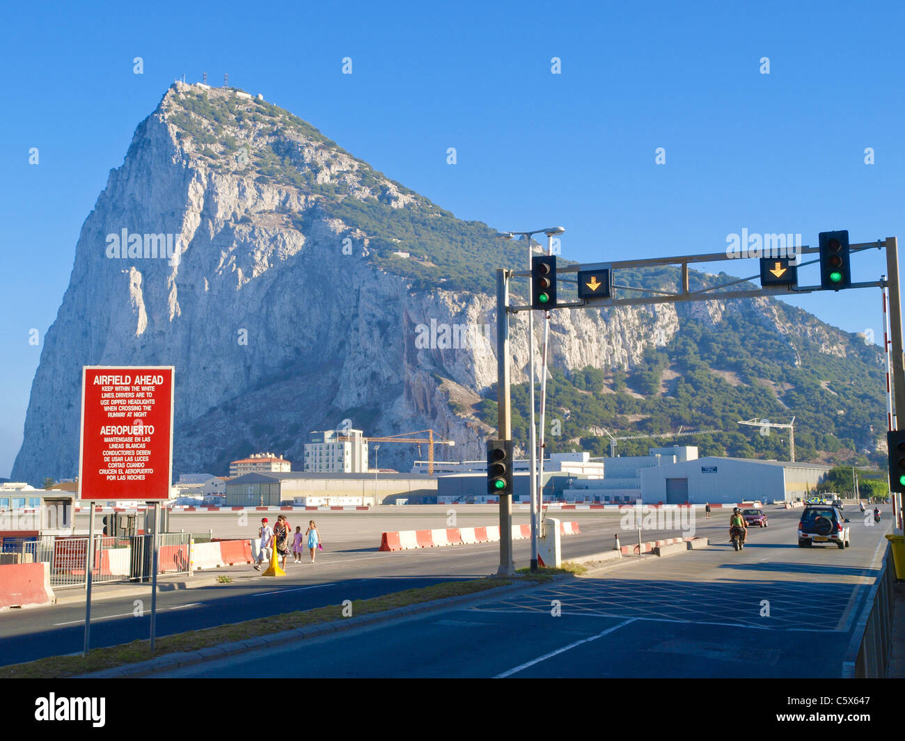 Gibraltar, crossing of runway for planes and motor traffic Stock Photo ...
